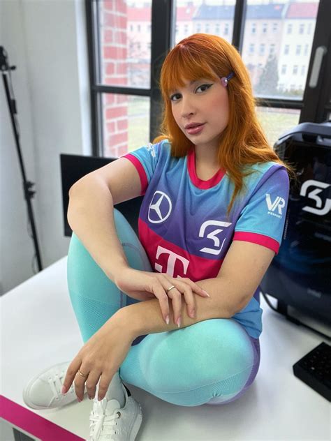 Lara Lunardi ⭐️ On Twitter 2023 Sk Jersey Is 🦄🌈
