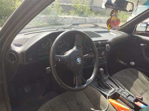 Руль площадка КПП дверные карты в черный — Bmw 5 Series E34 2 5 л