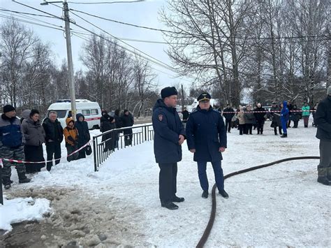 В Гаврилов Яме при пожаре в магазине автозапчастей погиб мужчина 12