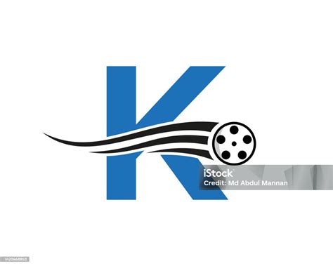 초기 편지 K 필름 로고 개념 미디어 기호 용 필름 릴 영화 감독 기호 벡터 템플릿 가정용 캠코더에 대한 스톡 벡터 아트 및 기타 이미지 가정용 캠코더 감독 놀기