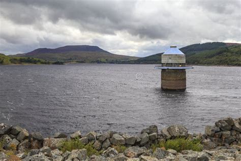 A View Across Llyn Celyn Editorial Photo Image Of Landscape 105196021