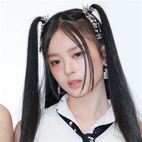 Hanni Newjeans Icon Kpop Beauty Pop Long Hair Women Beauty