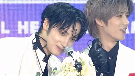 [txt 투바투] 하트드림어워즈 수상소감 휴닝카이 영어 Youtube