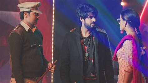 Watch Yeh Hai Chahatein Episode 32 On Disney Hotstar