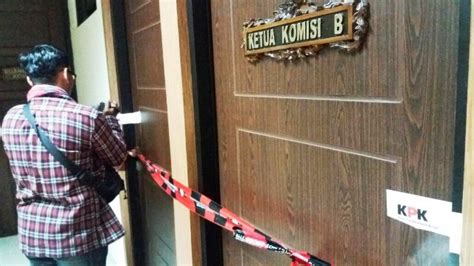 KPK OTT Pejabat DPRD Jatim 3 Staff Diamankan Okezone News