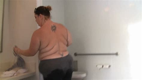 The Best Bbw Ssbbws Platinum Puzzy Compares Her Body With A Skinny