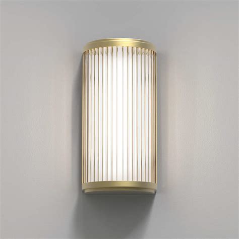 Versailles 250 Phase Dimmable Berlight