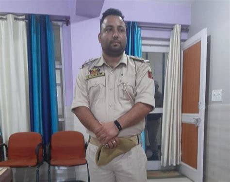 Man Held For Impersonating Cop In Jandk Hindustan Times