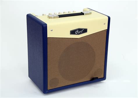 Купить Cort CM15R-EU-DB гитарный комбоусилитель для электрогитары и ...