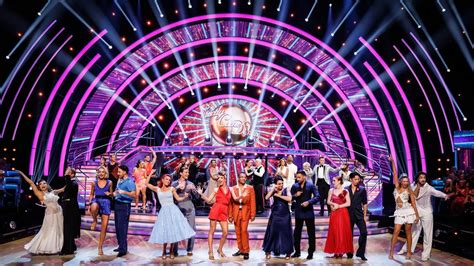 Bbc Strictly Come Dancing Surprise Winner Revealed As Former Star Knows Wholl Lift