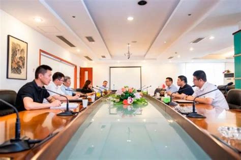 相山区法院党组书记、院长崔晓光走访省人大代表澎湃号·政务澎湃新闻 The Paper