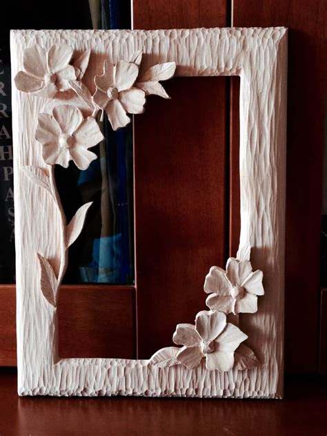 Pin by Cemil Yılmaz on Ahşap Çalışmalarım Wood carving art Clay wall art Wood carving designs