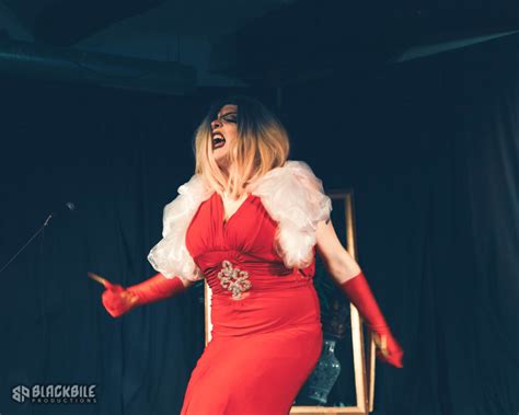 Epizoda 6 Drag Queen Co Má Penis Stažený Jak Krovky Berušky Gay Guys Podcast