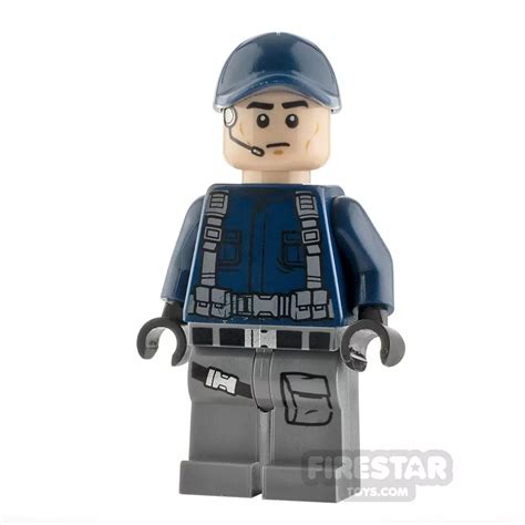 Lego Jurassic World Figure Acu Trooper With Cap