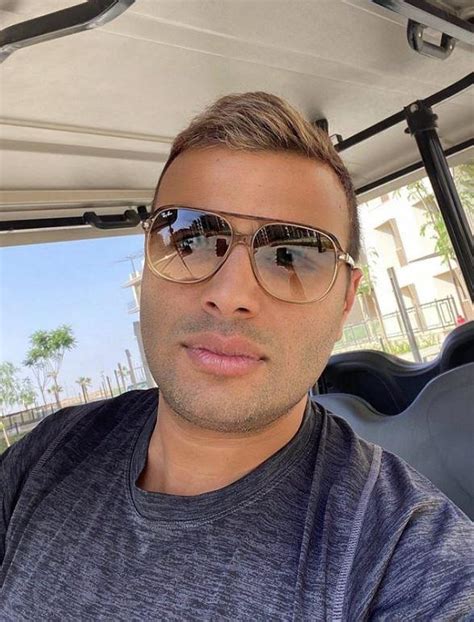 رامي صبري يغني أغنية هي مع زوجته وأولاده فيديو مصراوى