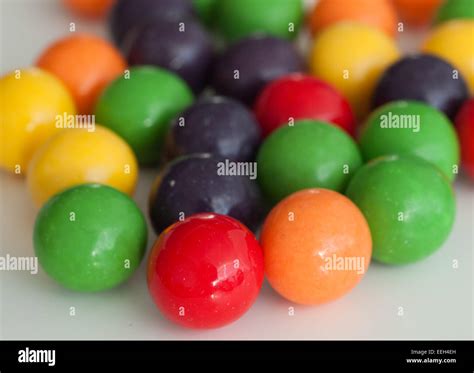 Everlasting Gobstopper Heartbreakers Candy Outlet Collection