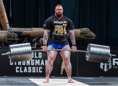Worlds Heaviest Deadlift Performances Of All Time Fitness Volt