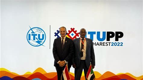 وزير الاتصالات وتكنولوجيا المعلومات يبحث مع نظرائه فى السعودية والسودان