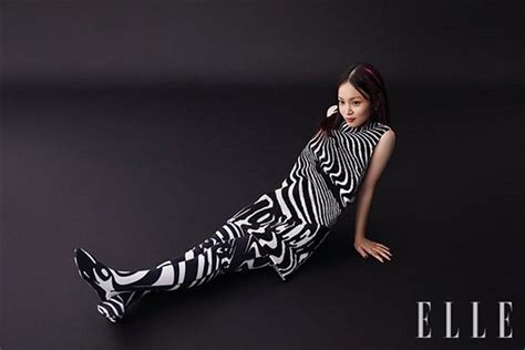 Lee Hi Reveals Why She Chose To Sign With Aomg In Elle Interview Hi Fashion Interview Fashion