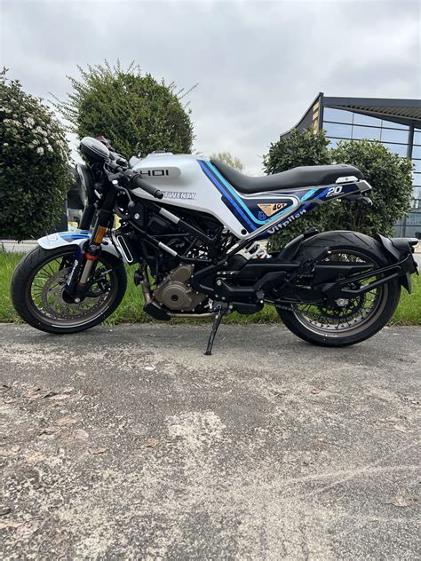 Husqvarna Vitpilen 401 2022 Dekorkit 20 Suspension