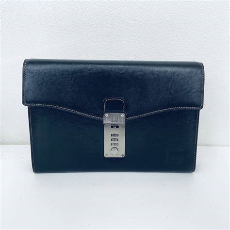 【傷や汚れあり】【ジャンク扱い】dunhill ダンヒル セカンドバッグ クラッチバッグ レザー ビジネスの落札情報詳細 ヤフオク落札価格