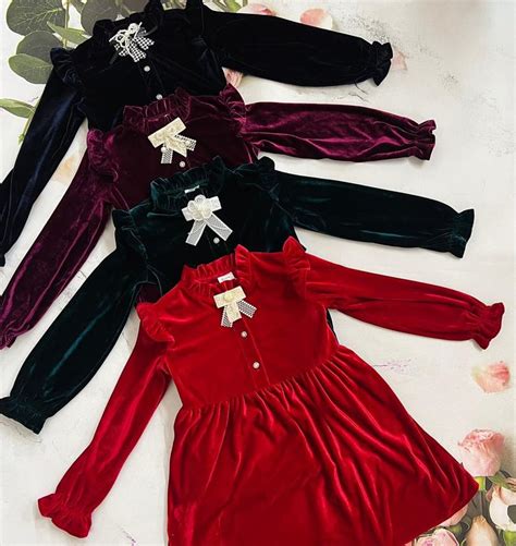 Оксамитова сукня — ціна 590 грн у каталозі Сукні Купити дитячі речі за