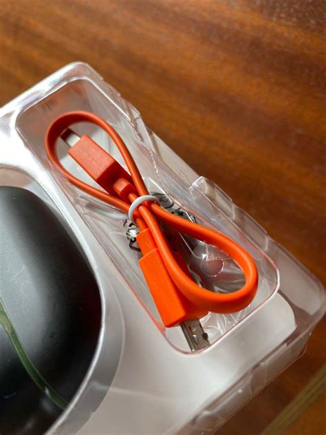 JBL Tune TWS Wireless Earpiece Audio Earphones On Carousell