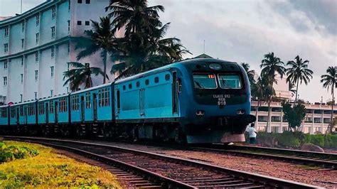 දුම්රිය ගමන්වාර 20ක් අවලංගුයි අරුණ