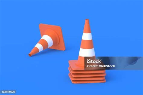줄무늬 교통 콘의 힙 파란색 배경에 장벽 도로 안전 통로 주차 금지 펜싱 위험 지역 3d 렌더 칼라콘에 대한 스톡 사진 및 기타