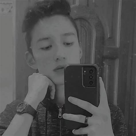 Justyn Barahona Justyn Barahona On Threads