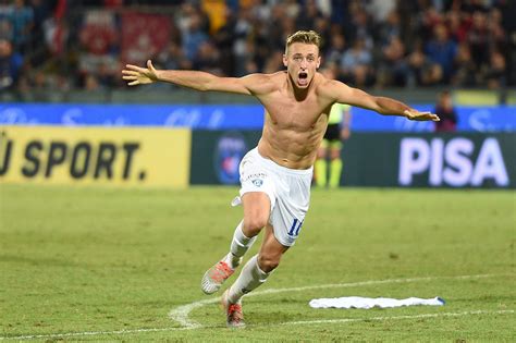 Mercato Frattesi Mette Al Primo Posto La Roma Ora Può Tornare Defrel
