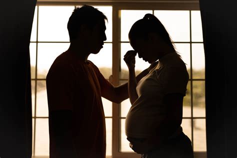 【写真】妻子持ち55歳男性が驚愕パブで働く外国人女性から「妊娠報告」されて選んだ未来の伴侶とは（山本 昌義） 現代ビジネス 講談社