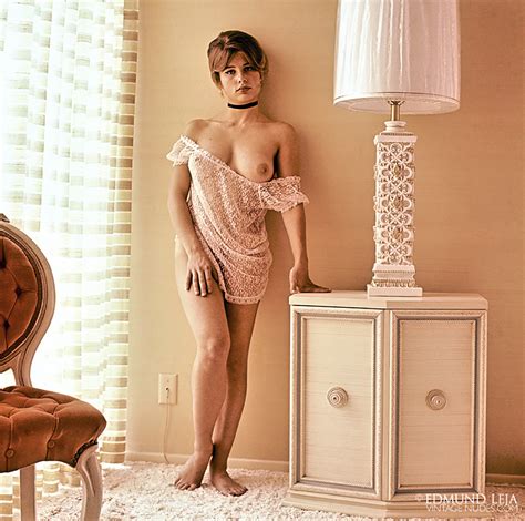 Naked Donna Michelle Added 12062017 By Manuros72