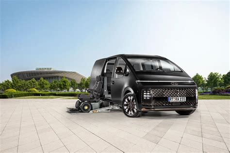 Hyundai Staria Mobilität neu definiert durch Paravan