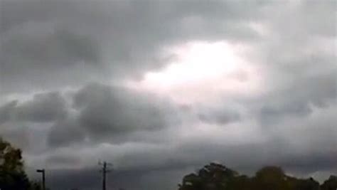 Una Persona Jura Haber Filmado A Dios Caminando Entre Las Nubes Infobae