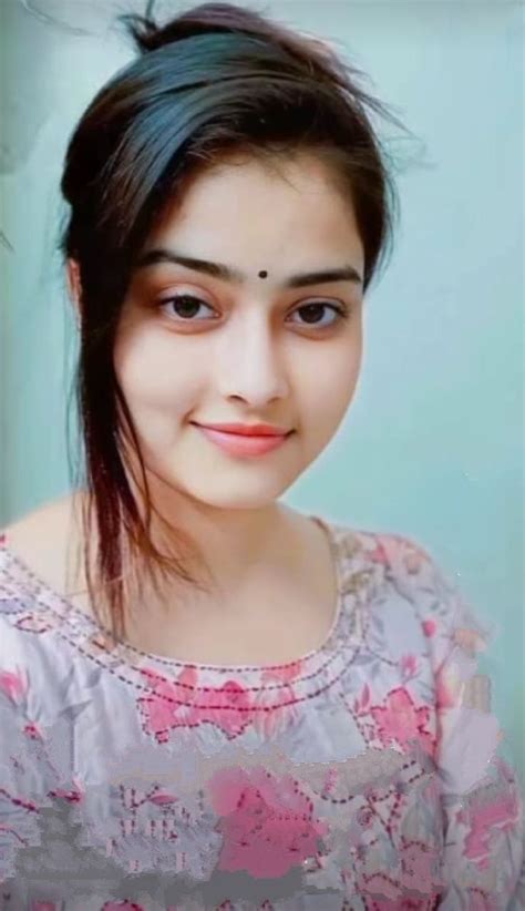 Beautiful Indian Girl Face For Facebook