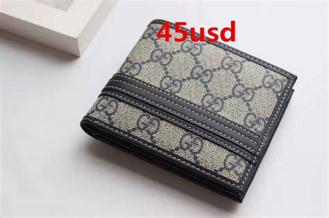 Pin by Fadarei on Lieux à visiter Bi fold wallet Fold wallet Gucci bag