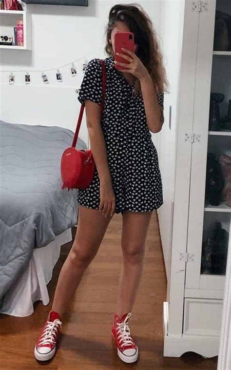 Outfits Con Tenis Rojos Converse