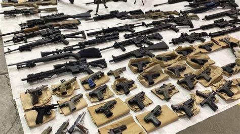 Visa y otros gigantes de pagos pondrán la mira sobre la venta de armas en EE UU Economía