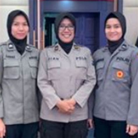 5 Srikandi Polwan Polda Jatim Raih Penghargaan Kapolri Teras Jatim