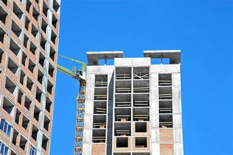 Canteiro De Obras Do Guindaste E Do Highrise Imagem De Stock Imagem