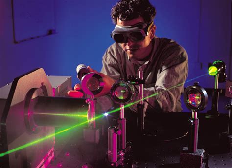 Tecnologias De La Informacion Y La Comunicacion El Laser