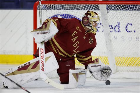 Boston College Goalie Jacob Fowler Named To The Mike Richter Award