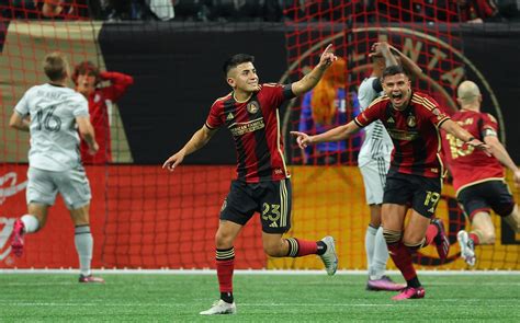Mls Week 1 5 Biggest Takeaways Including Thiago Almadas Brilliance