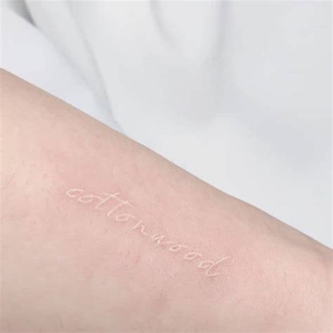20 Ideas De Tatuajes ConTinta Blancaen Piel Blanca Y En Piel Morena