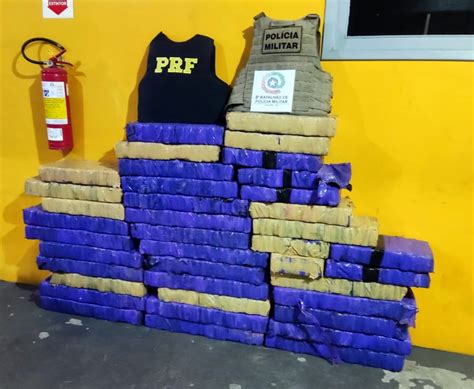 Ação conjunta PRF e PM prende quadrilha 455 kg de maconha na BR 101