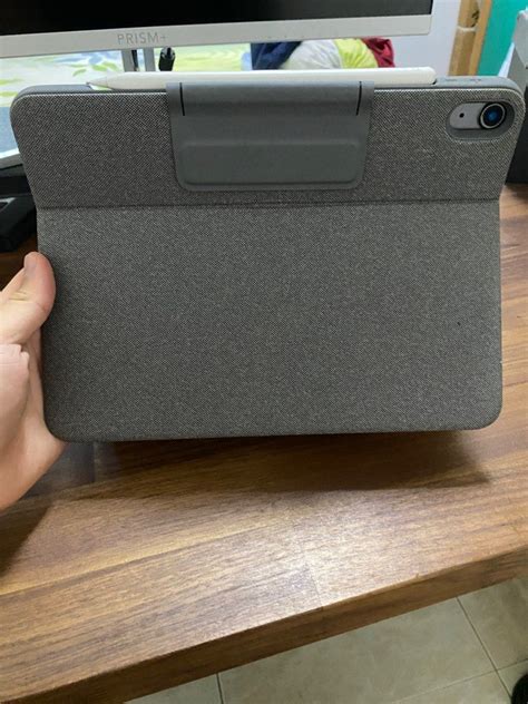 Logitech Folio Touch Keyboard Case With Trackad For Ipad Air 4th