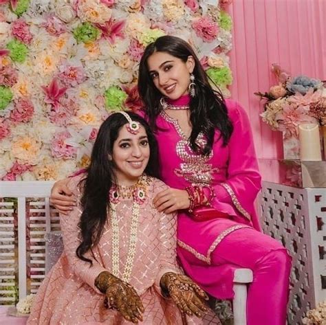Sara Ali Khan And Mom Amrita Singh With Tfk Filmi Dil Se