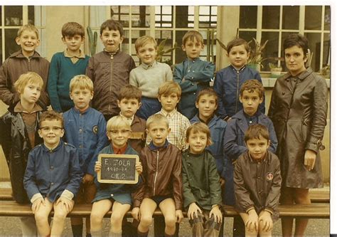 Photo De Classe Ce2 De 1971 Ecole Emile Zola Copains Davant