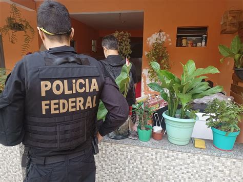 A Gazeta Jovem de 19 anos é alvo da PF em operação contra pornografia
